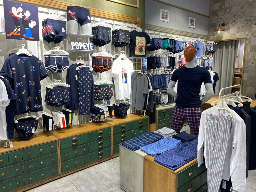 Giyim mağazası Intimissimi Uomo, Roma, foto