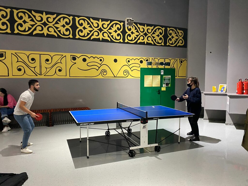 Tenis kulüpleri ve kortları Dostyk Pong, Almatı, foto