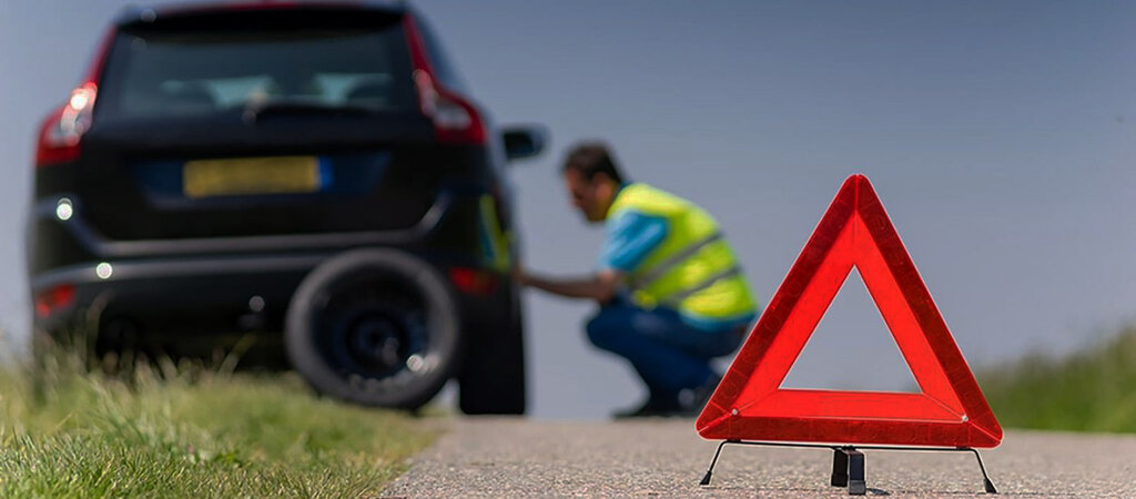 Trafik güvenlik müfettişi Avaryny Komissar, Vladivostok, foto