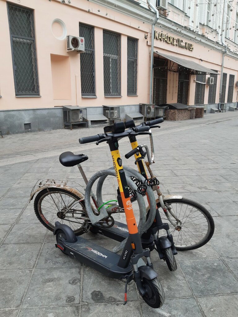 Bisiklet park yerleri Велопарковка, Moskova, foto