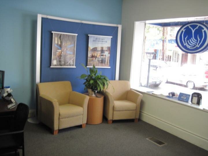 Sigorta şirketleri Edmonde Bernier Jr.: Allstate Insurance, New Haven, foto