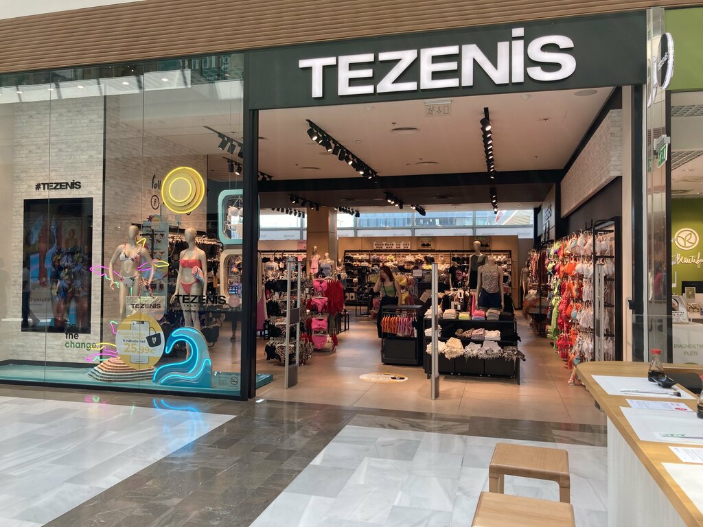 Giyim mağazası Tezenis, Bratislava, foto