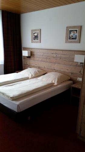 Otel Hotel Alte Krone, Tyubingen, foto