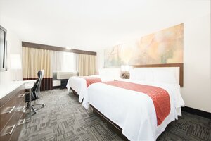 Holiday Inn Milwaukee Brookfield (Wisconsin, Waukesha County, Brookfield), otel  Brookfield'den