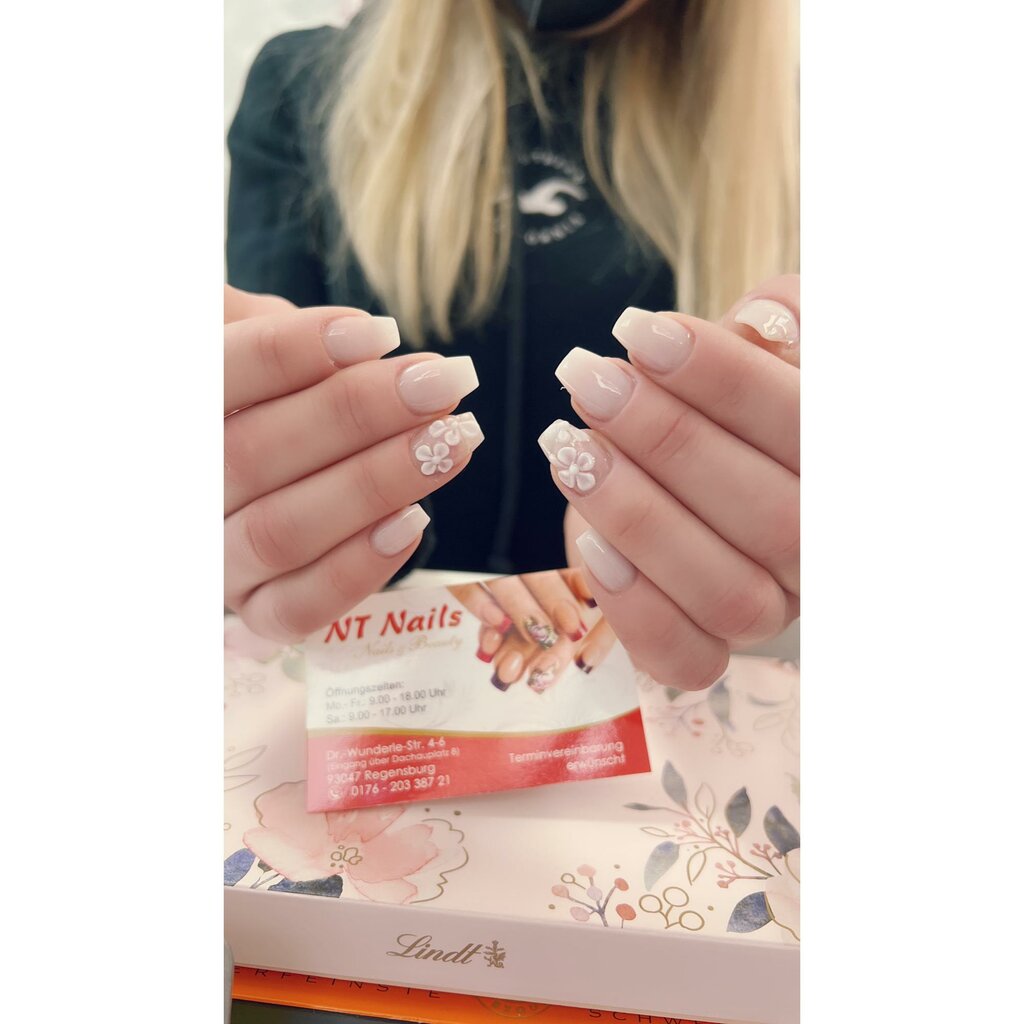 Manikür-pedikür Nt Nails - Nails & Beauty, Regensburg, foto