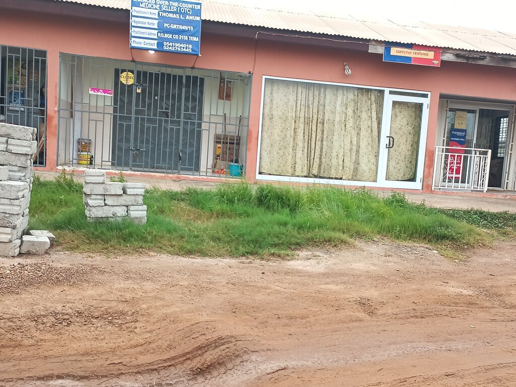 Eczaneler Thomas L. Anum, Dünya, foto