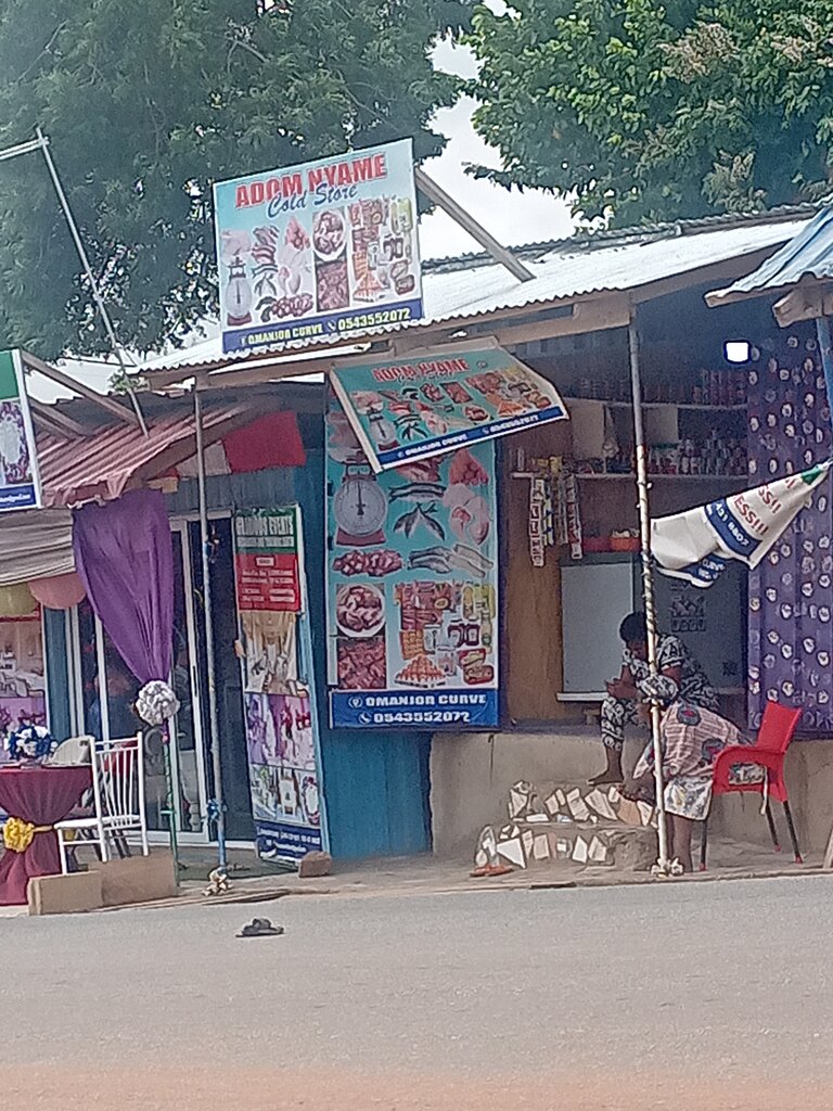 Market Adom Nyame Cold Store, Dünya, foto