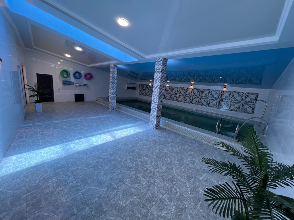 Yüzme havuzları Amor Fati club, Taşkent, foto