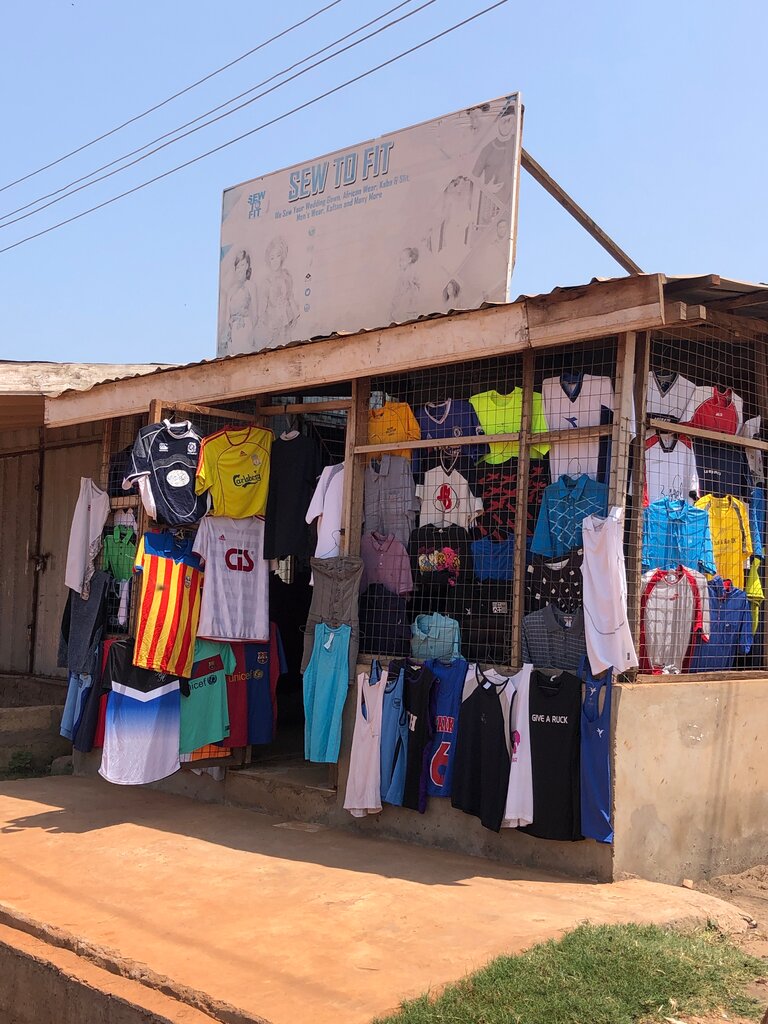 Giyim mağazası Sew to Fit, Dünya, foto