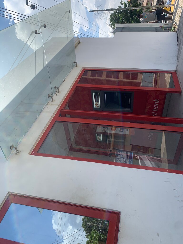 ATM'ler Uba Ghana, Akra, foto