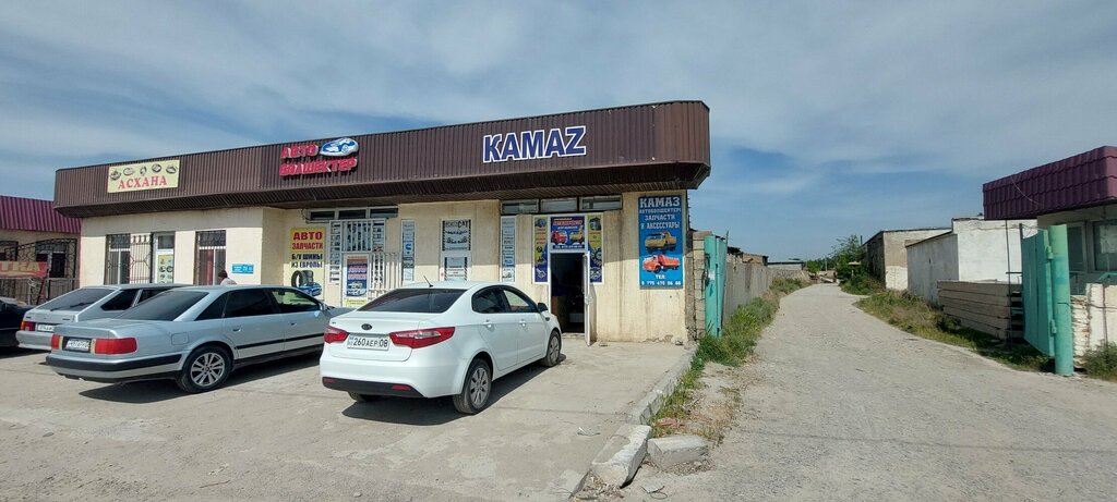 Otomobil yedek parçaları Kamaz, Taraz, foto