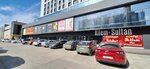 Khanzada (Karim Sutishev Street No:60А), dış giyim mağazası  Petropavl'dan (Petropavlovsk'tan)