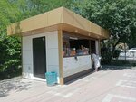 Киоск с мороженым (Krasnodar Territory, Sochi, Chernomorskaya Street), su satışı  Soçi'den