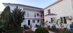 На Зеленой (Зелёная улица No:24, посёлок городского типа Новофёдоровка), otel  Kırım Cumhuriyeti'nden