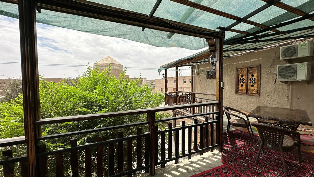 Otel Abdullah, Hive, foto