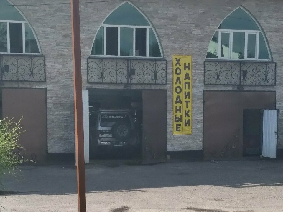 Oto yıkama Blesk, Taldıkorgan, foto