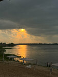 Берег Лето (Grebnogo Kanala Embankment No:107), kafe  Nijni Novgorod'dan