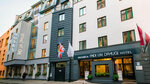 Radi un Draugi (Grecinieku street No:2), otel  Riga'dan