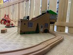 Choo-Choo (Davit Gamrekeli Street No:2), oyun alanı  Tiflis'ten