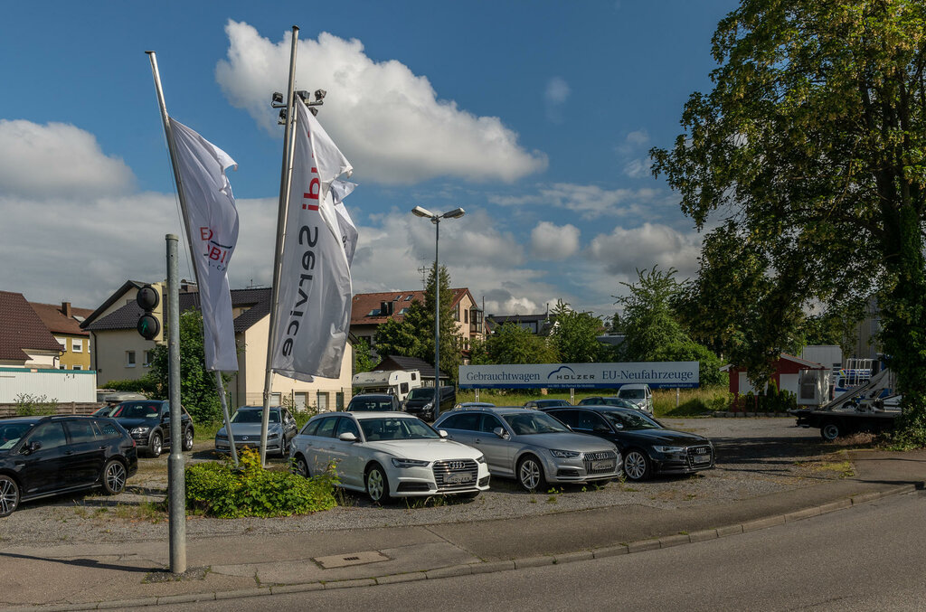 Hahn Automobile GmbH, used car dealer, Baden-Württemberg, Stuttgart ...