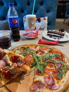 PizzaFabrika (Lermontova Street No:4, Ryazan), restoran  Riazan'dan