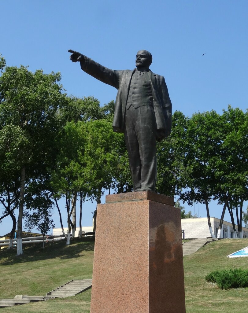Anıt, heykel В.И. Ленин, Gomelskaya oblastı, foto