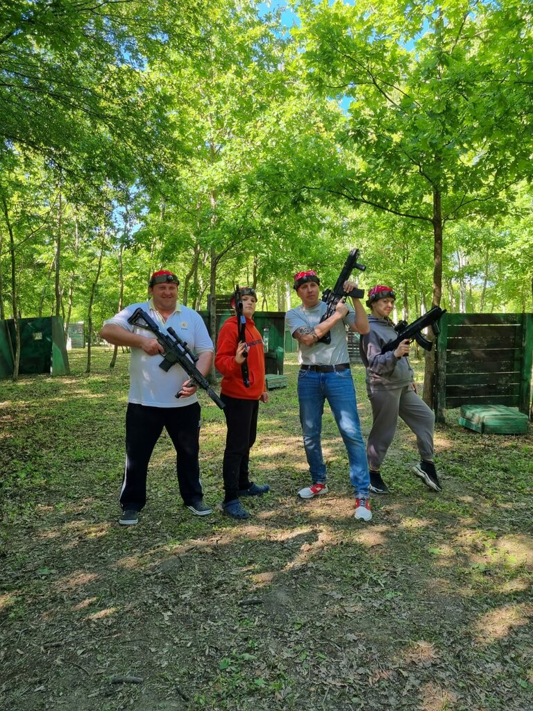 Lazer paintball Лазертаг в лесу, Krasnodarski krayı, foto
