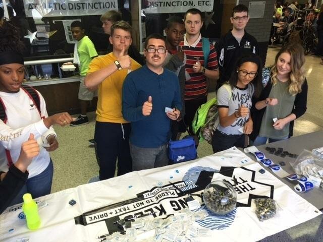 Sigorta şirketleri G. Michelle Garcia: Allstate Insurance, Kuzey Carolina Eyaleti, foto