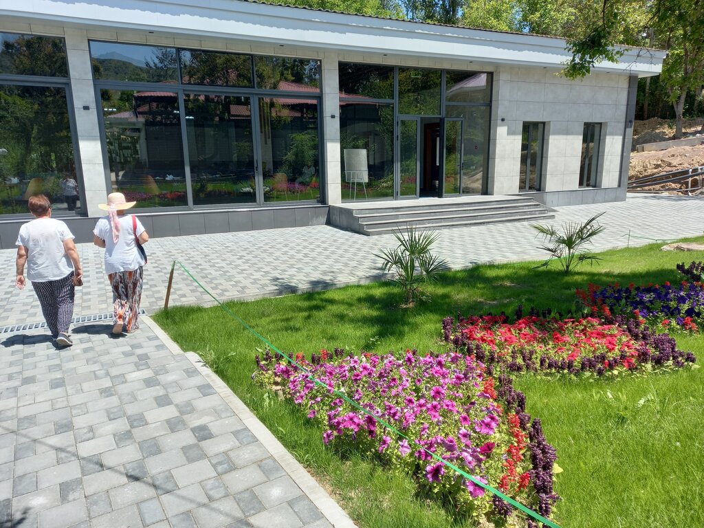 Yaz kampı Yoshlar oromgohi, Taşkent eyaleti, foto