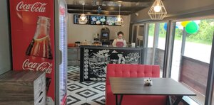 Okolica (Tsentralnaya ulitsa No:1с100, rabochiy posyolok Sverdlovskiy), kafe  Moskova ve Moskovskaya oblastından