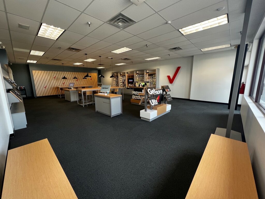 Telekomünikasyon ekipmanları Verizon Authorized Retailer - Wireless Zone, Minnesota Eyaleti, foto