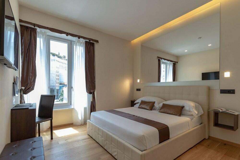 Otel San Babila Suite, Milano, foto