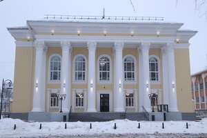 National Library Of The Komi Republic (Sovetskaya Street No:13), kütüphaneler  Syktivkar'dan