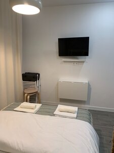 Апартаменты Freedom Sunny Vnukovo (Plotinnaya Street No:1к1), otel  Moskova'dan