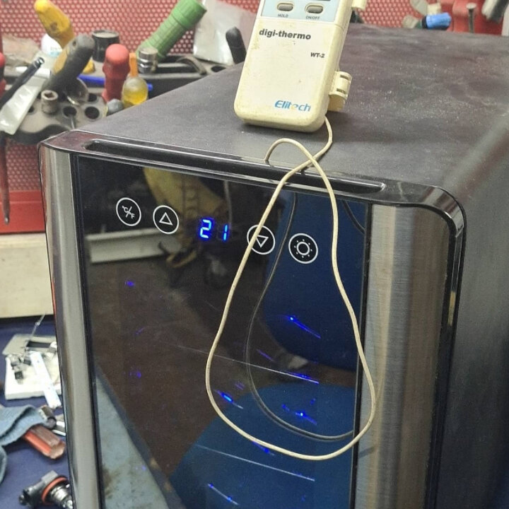 Elektronik eşya mağazaları SV Ingeniería, Buenos Aires, foto
