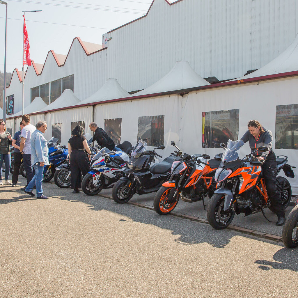 Kiralama noktası Moto Mader AG, Aarau, foto