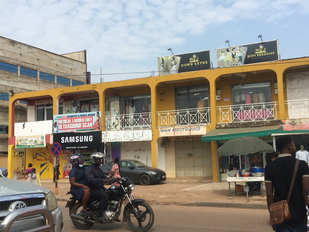 Çocuk giyim mağazaları Miss J Boutique, Dünya, foto