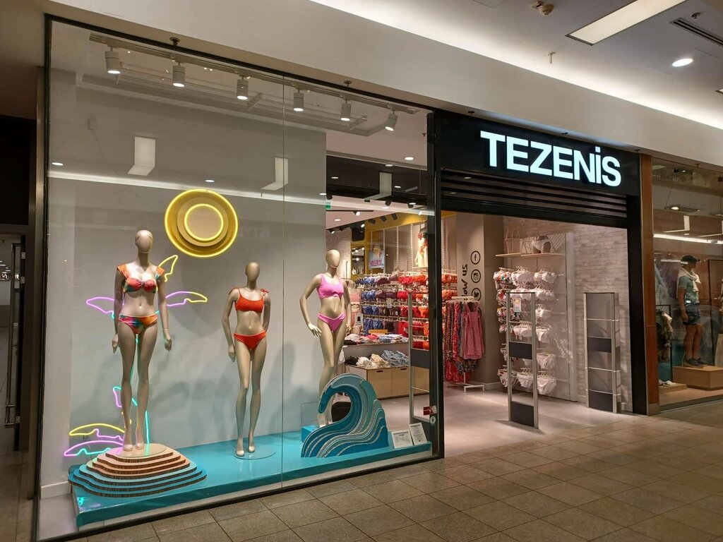 Giyim mağazası Tezenis, Debrecen, foto