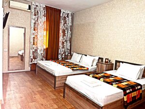 Safar Hotel (Konstitutsiya street No:51, Tashkent), otel  Taşkent'ten