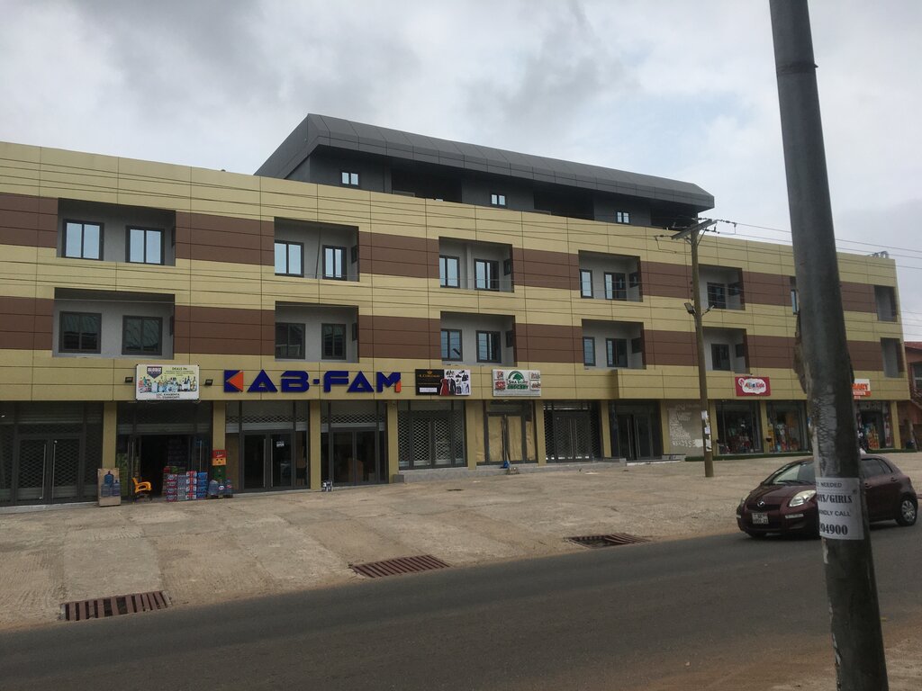 Giyim mağazası K Curlemau, Dünya, foto