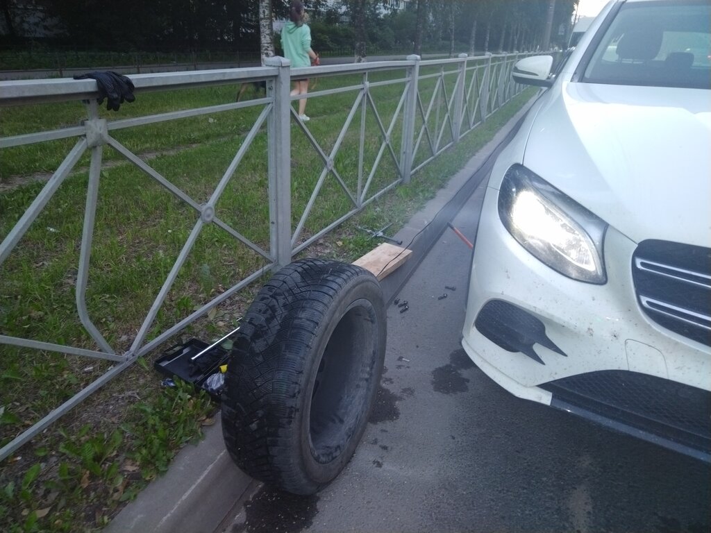 Gezici servis Carpooling on the road, Saint‑Petersburg, foto