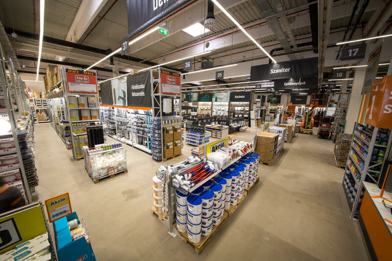 Yapı hipermarketi OBI, Pecs, foto