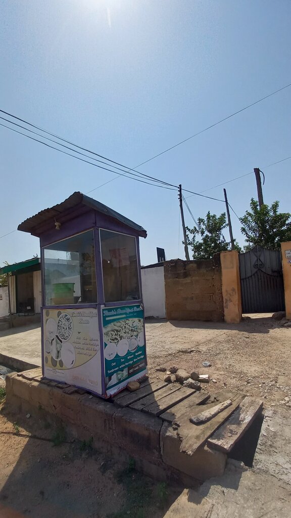 Fast food Tinnies Breakfast Barzar, Dünya, foto