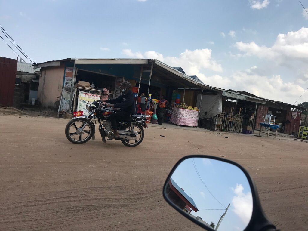 Dondurulmuş gıda firmaları Auntie Gifty cold store, Dünya, foto