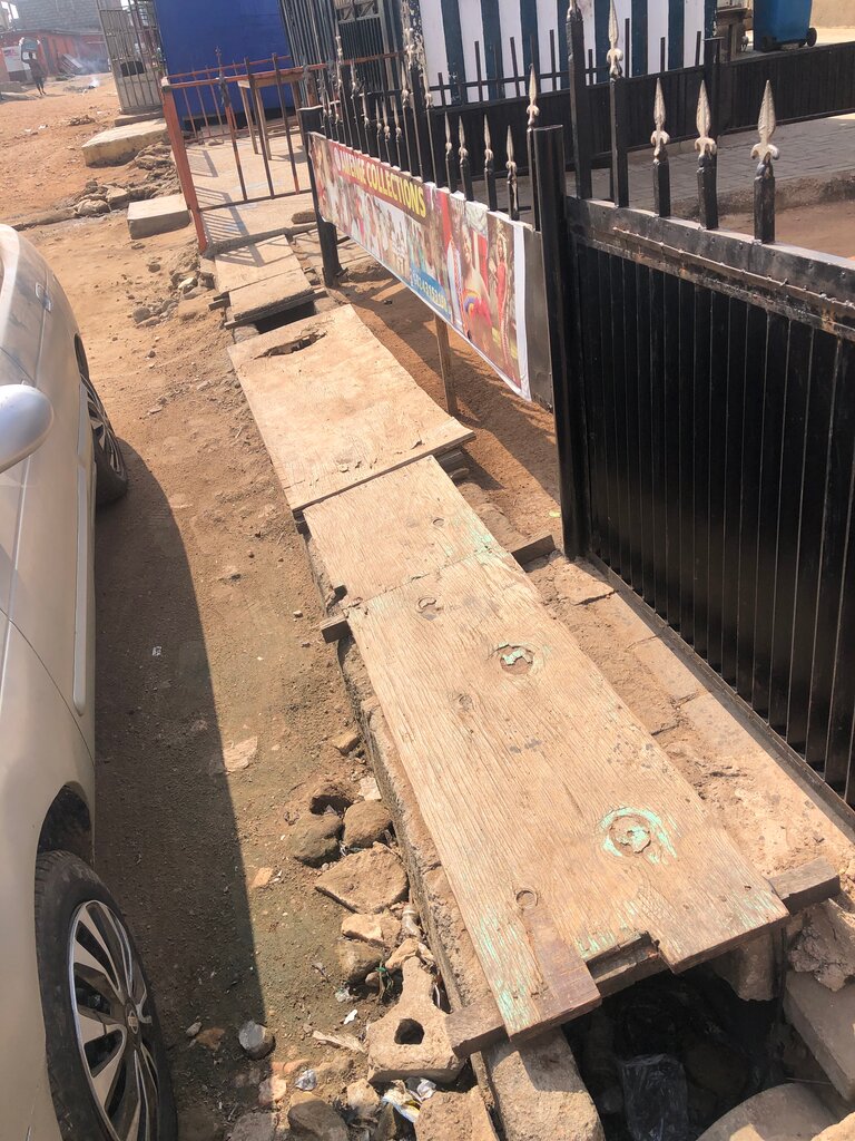 Moda evleri Amenge, Dünya, foto