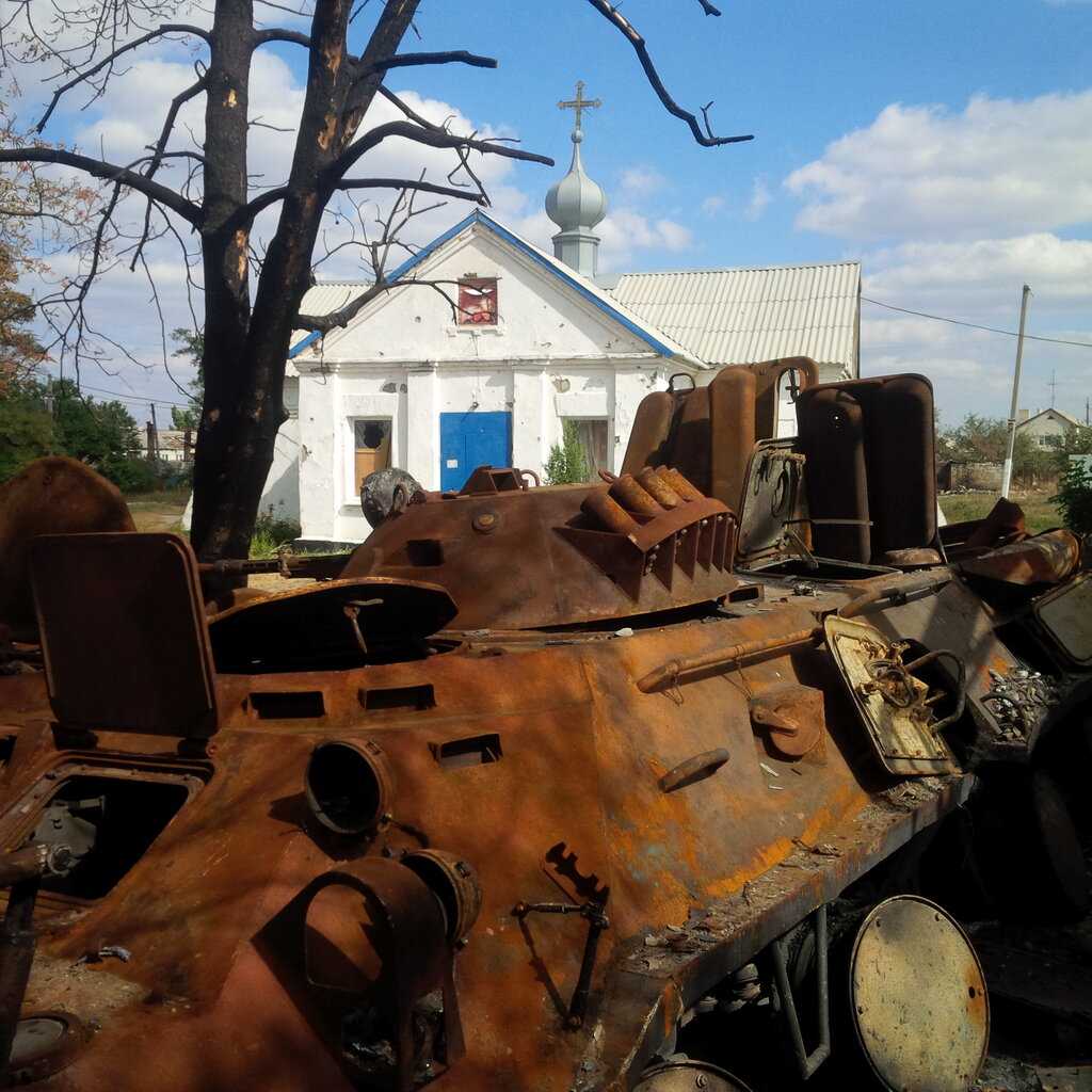 Ortodoks kiliseleri Храм Георгия Победоносца Кирилло Мефодиевского Братства, Lugansk Bölgesi, foto