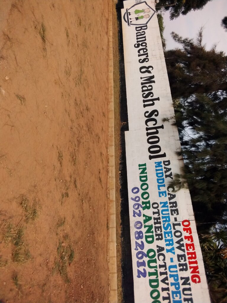 i̇lkokul Bangers And Mash School, Lusaka, foto