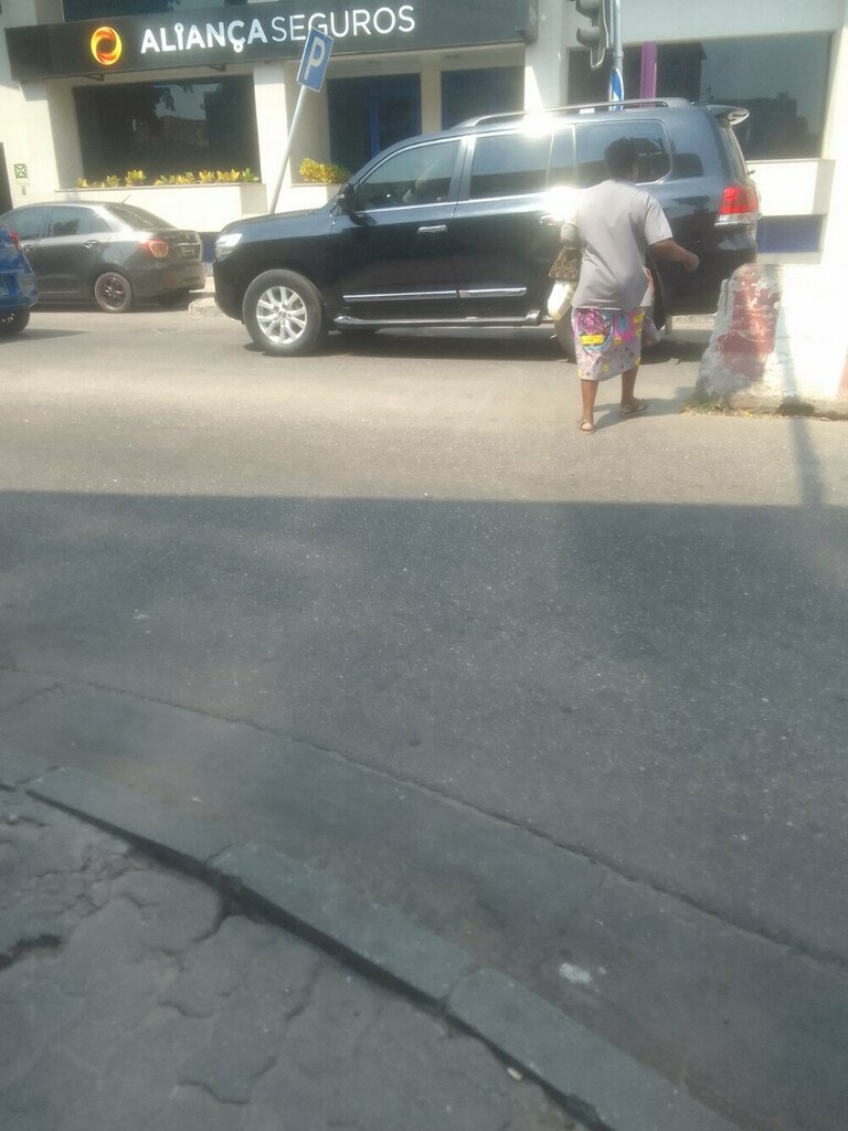 Sigorta şirketleri Aliança seguros, Loanda, foto