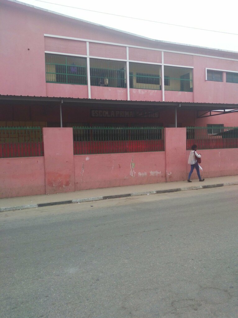 i̇lkokul Escola Primária-1126, Loanda, foto