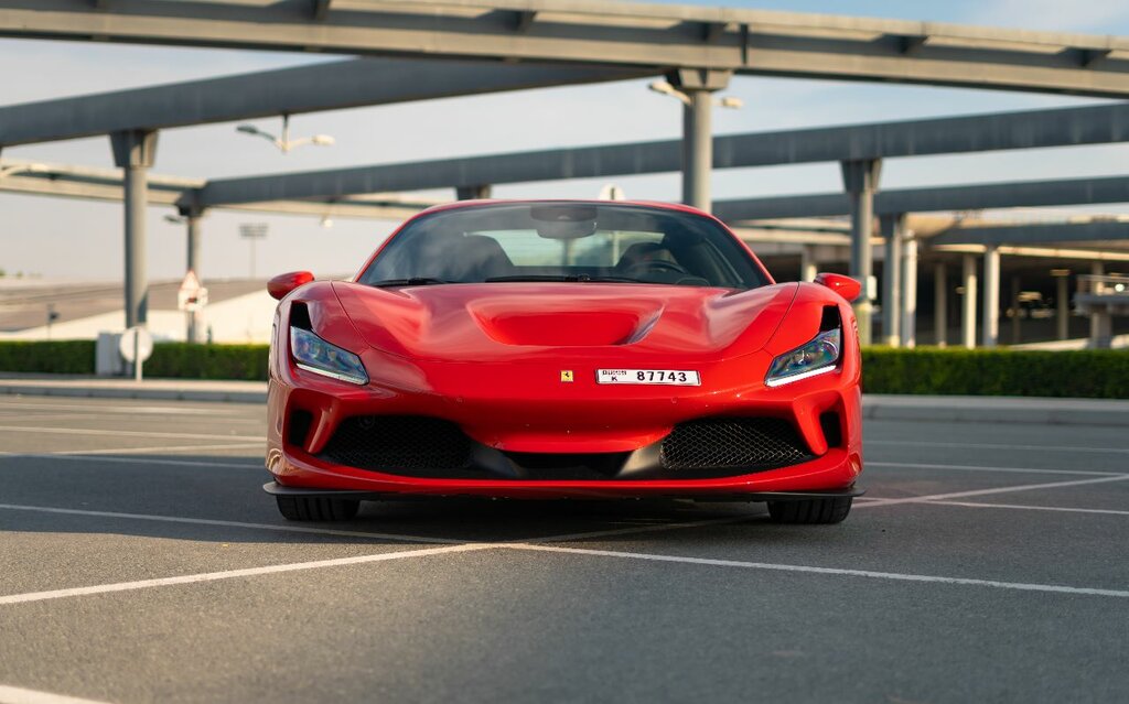 Oto kiralama Fast Eagle Car Rental, Dubai, foto